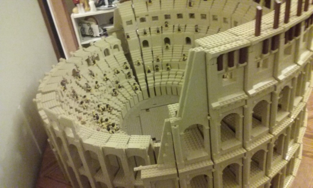 Lego Colosseum from a Motion Picture Studio - Minifigure Price Guide