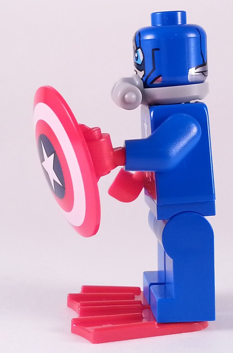 Lego 2016 Super Hero Sets Starting to show up in stores 76048 Iron ...