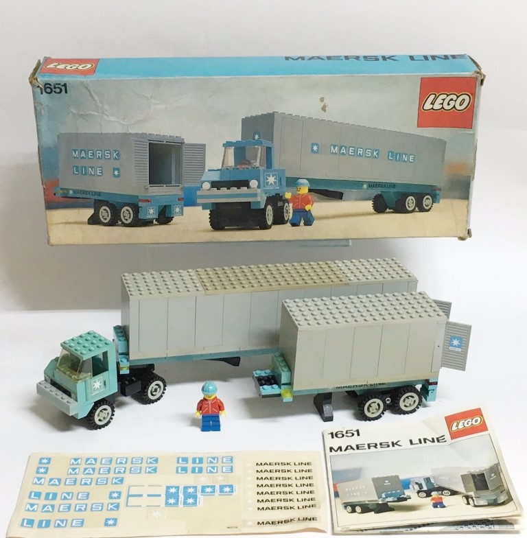 Lego 1651 Maersk Line Set - Rare set and hard to find - Minifigure ...